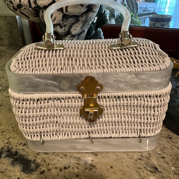 Encore Jeans | Bags | Vintage Elegant White Wicker Handbag | Poshmark